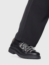 Summit Derby Black